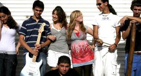 Israeli-Palestinian Hip Hop Band Says ‘Mic Is stronger Than Gun’ | Your ...