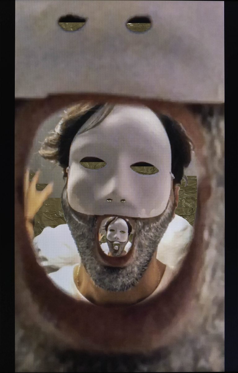 Culture and Masks: Israeli Museums and Galleries Reopen With Fanfare