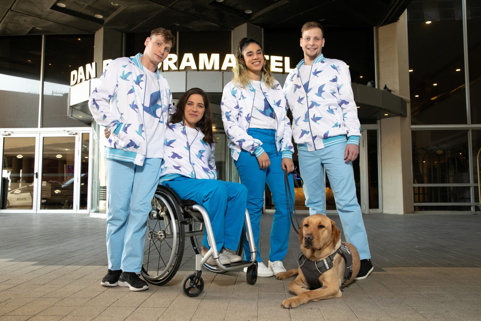 Clothing For All: Adapting Fashion For People With Disabilities
