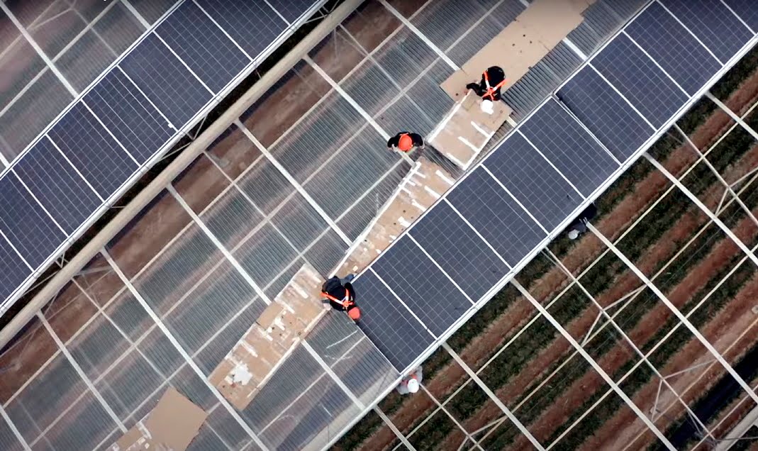 On A Roll: Solar Panels You Can Fit ANYWHERE