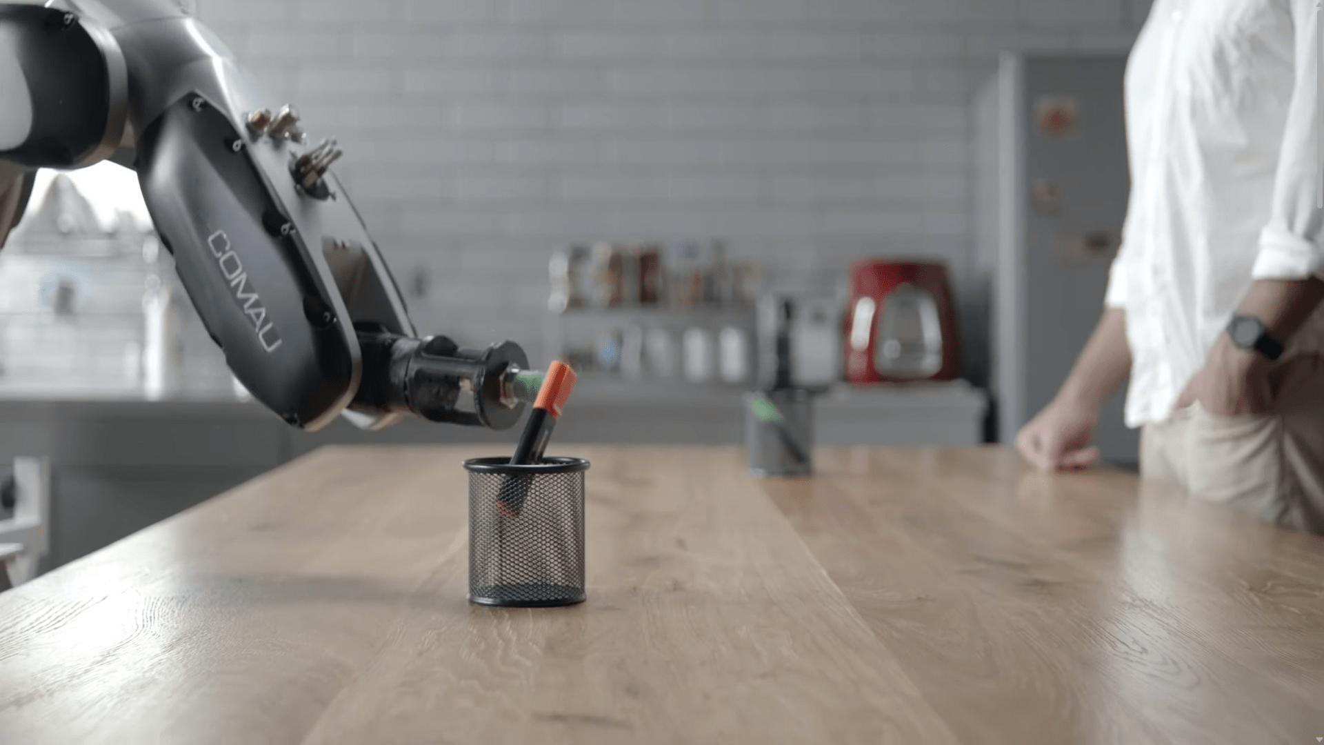 Watch And Learn: Robot Picks Up New Skills In Seconds