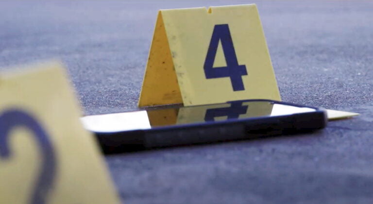 Cellphone Is The Key To Solving Crime With AI