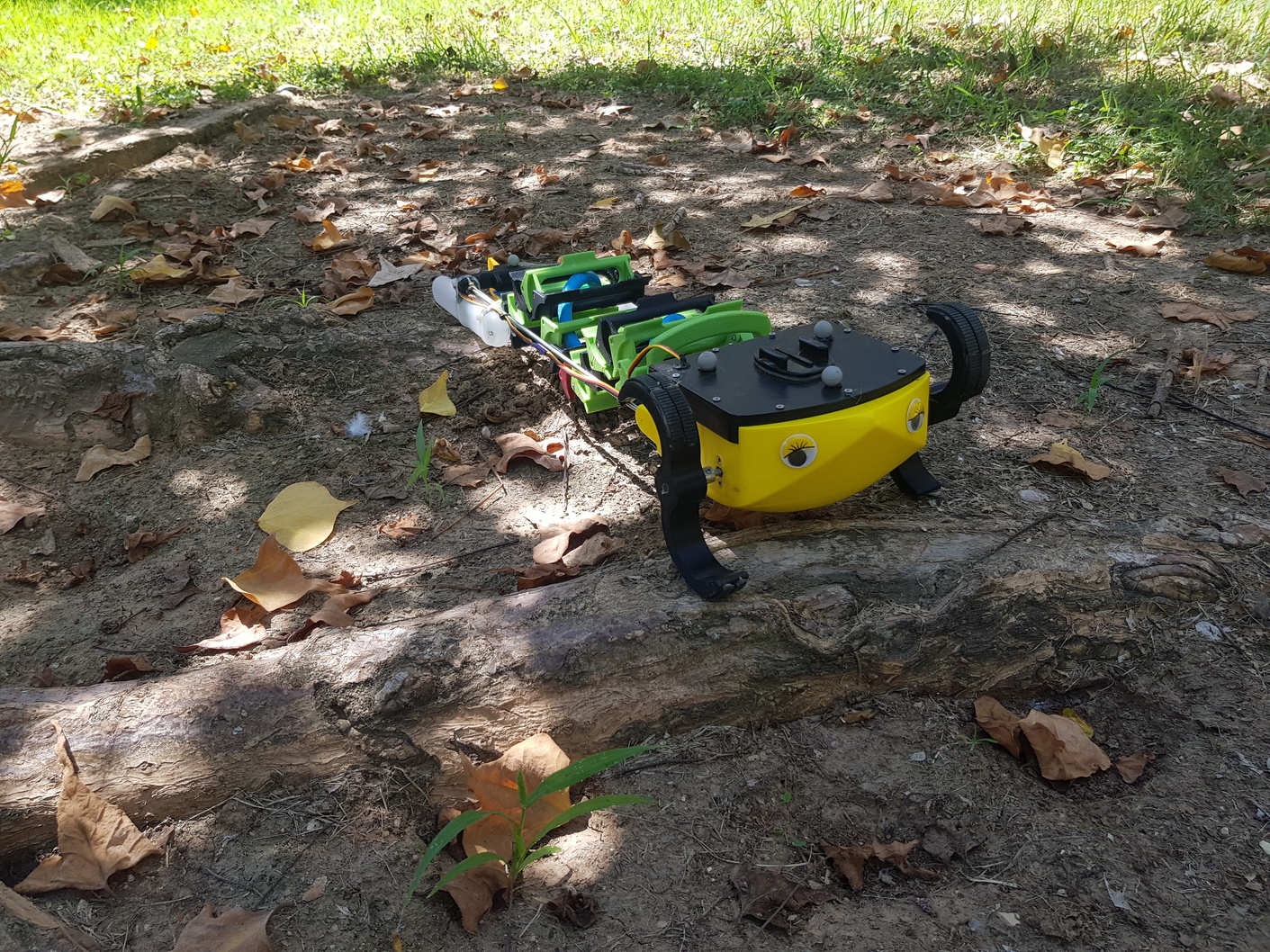 The Super-Fast Swimming Centipede Robot