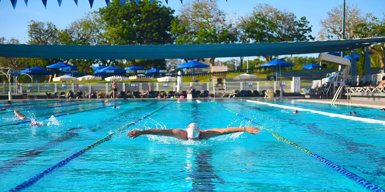 Smart Headband Gives Blind Swimmers Confidence In The Pool