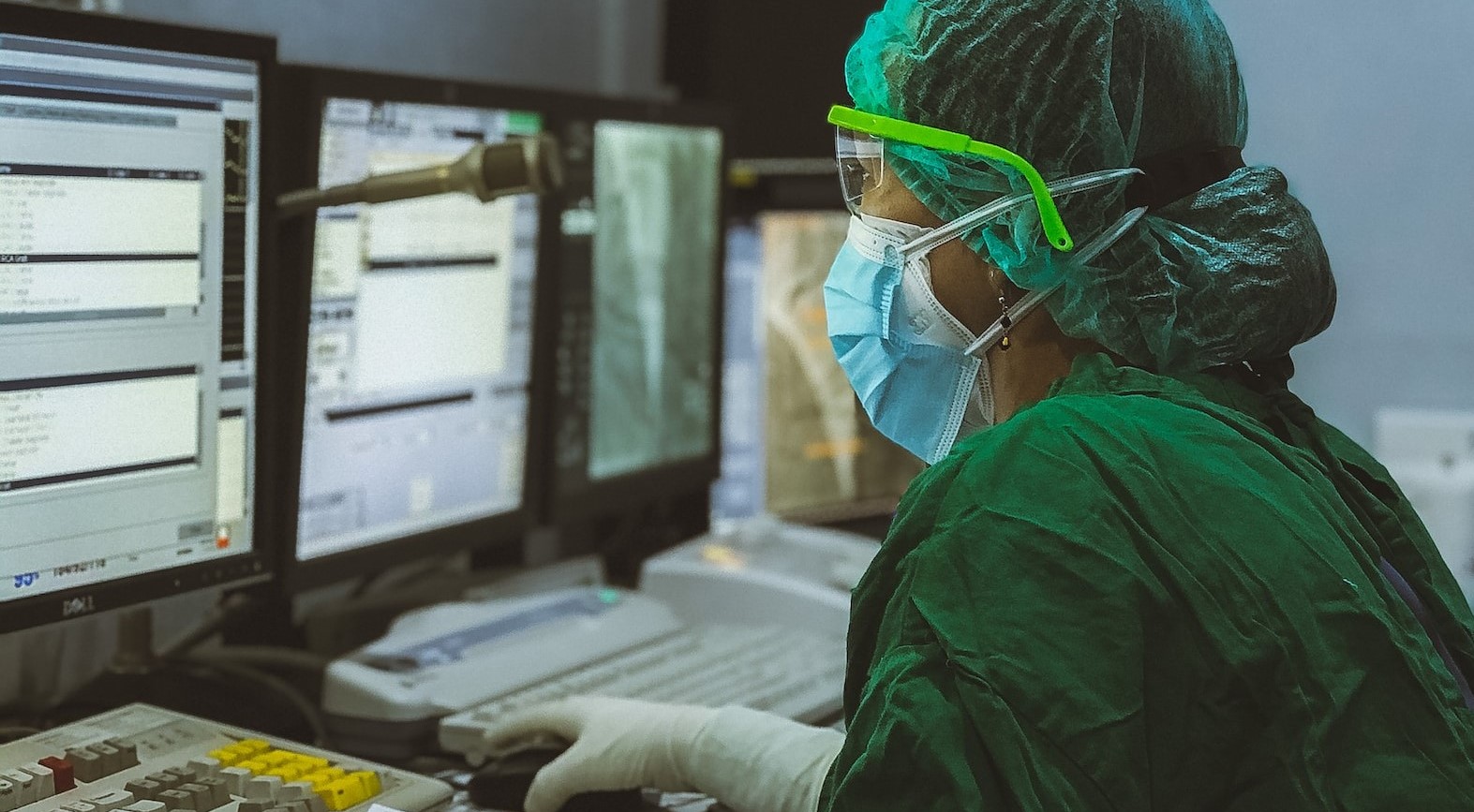 Monitoring Kidney Function With AI Sensor, One Drop At A Time